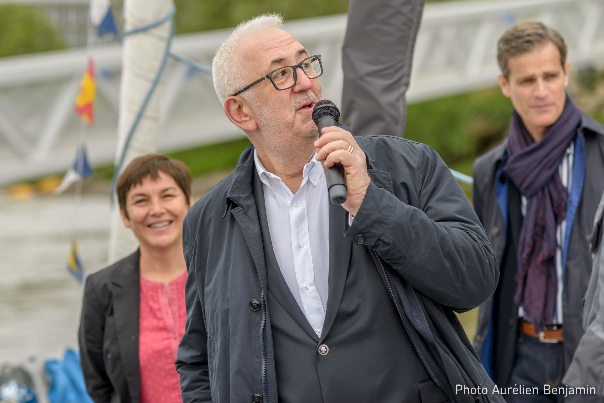Baptême en eau douce pour Jean-Luc Van Den Heede - Bacalan : Le Journal ...